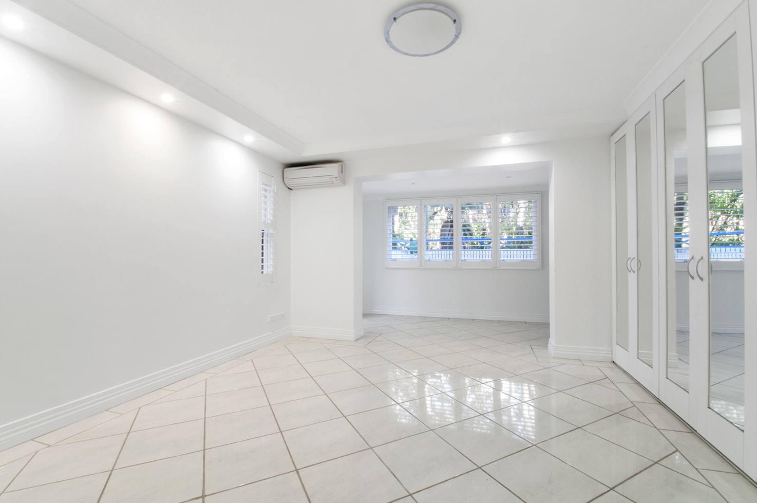 How to Make a Room Look Bigger with the Right Floor Tiles